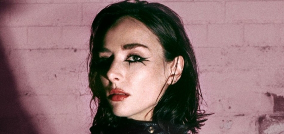 Québécois singer-songwriter Ariane Roy on alt-pop music that moves and ...