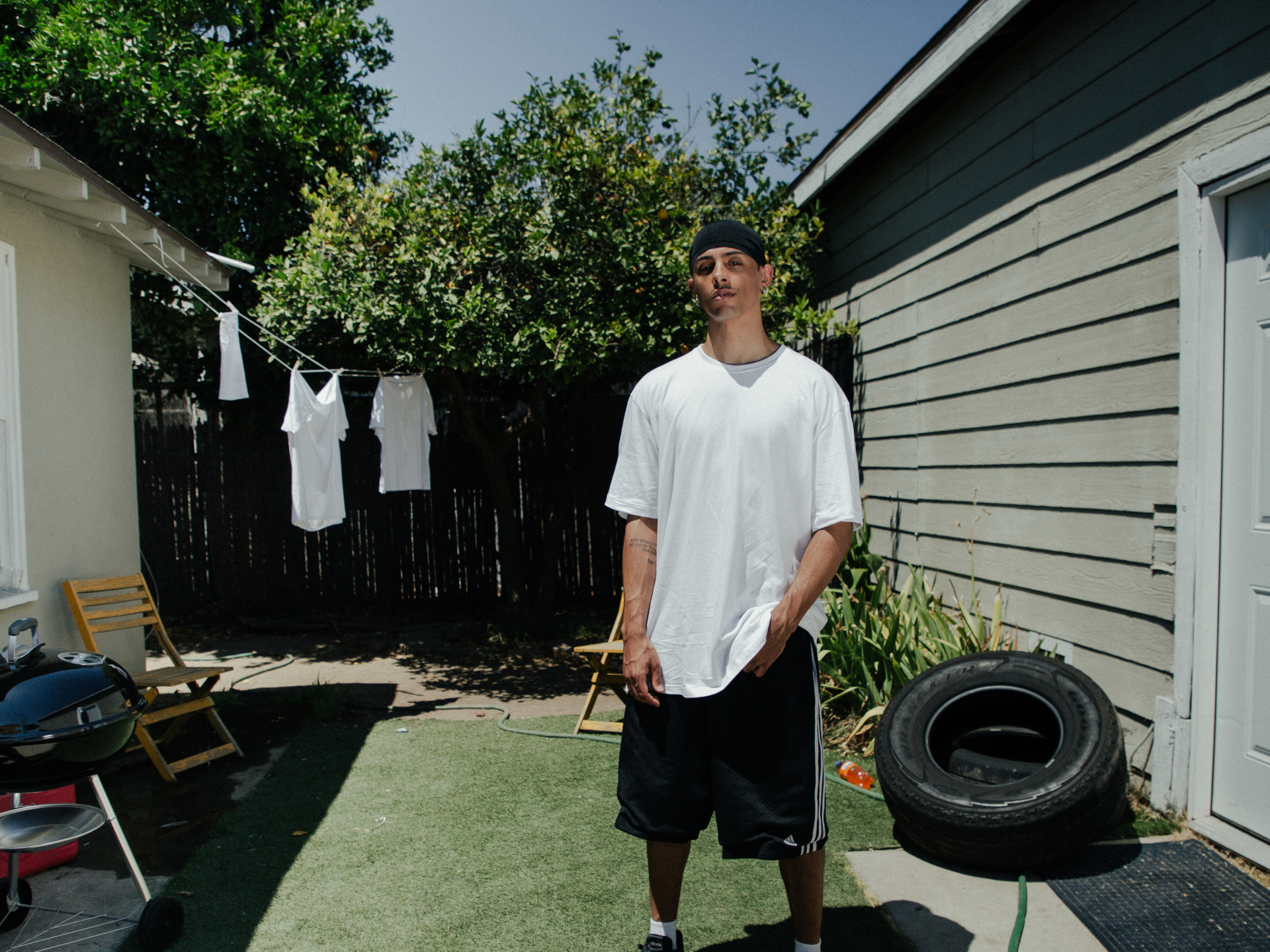 Nate Vickers makes a thunderous debut with new album, ‘A Little Too ...