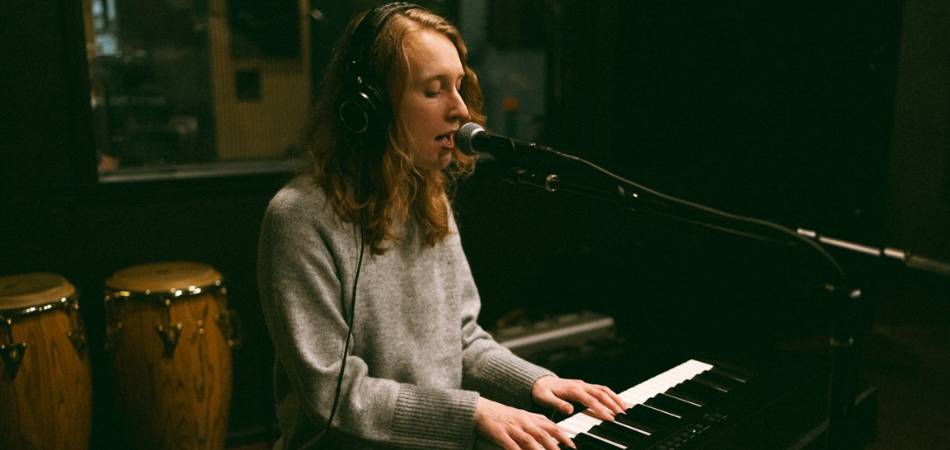 Hallie Marie reaches out for others on “Blue In Her Head” – EARMILK