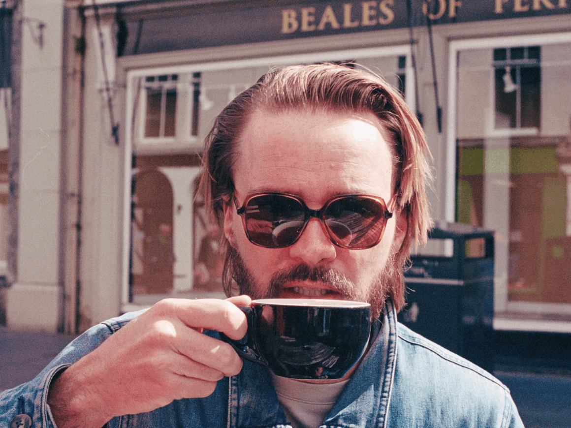AJ Ghent’s “Singing Guitar Vibes” is the sonic hug the world didn’t ...