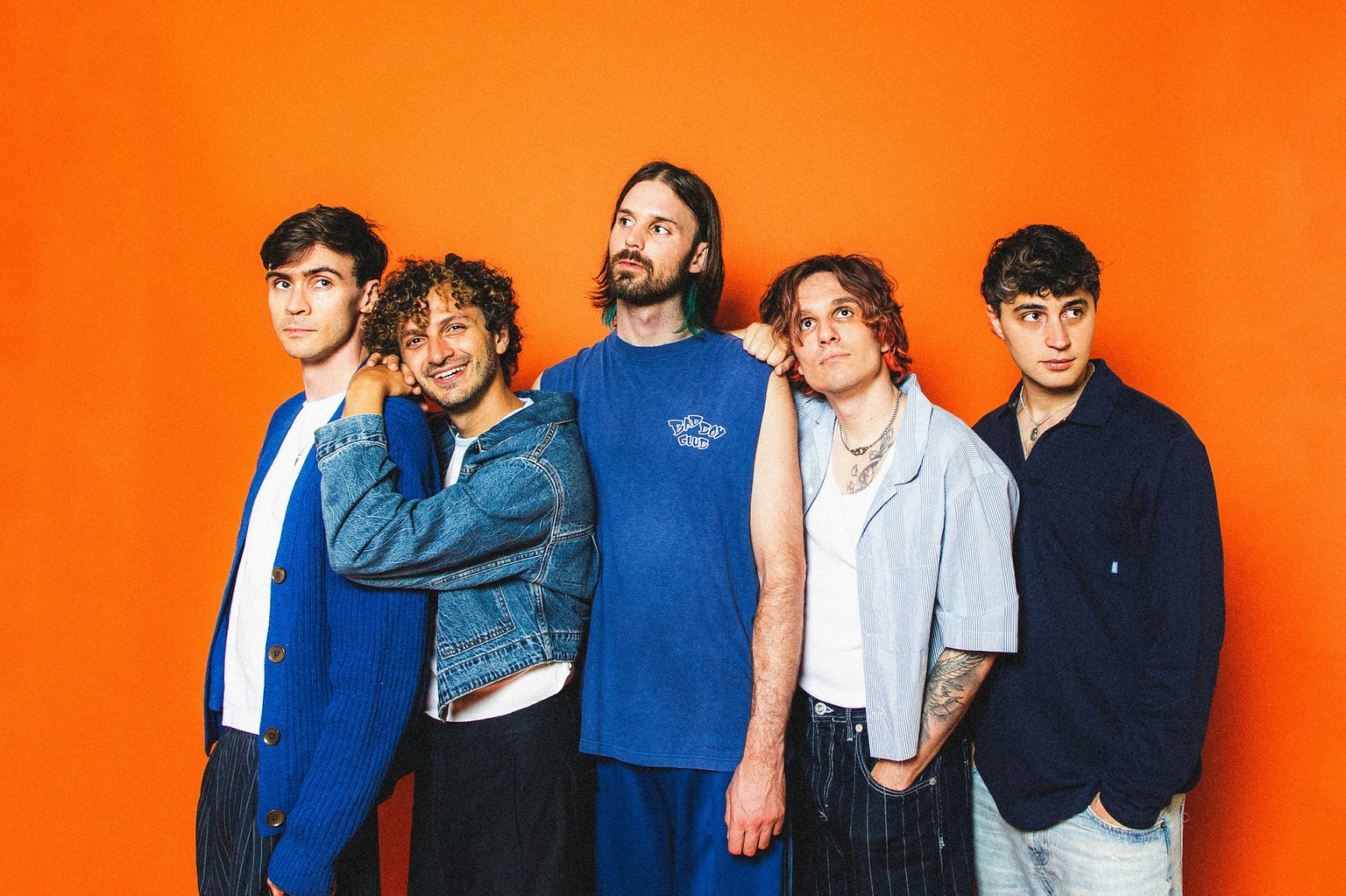 Good Kid breaks emotional barriers with “Wall” – EARMILK