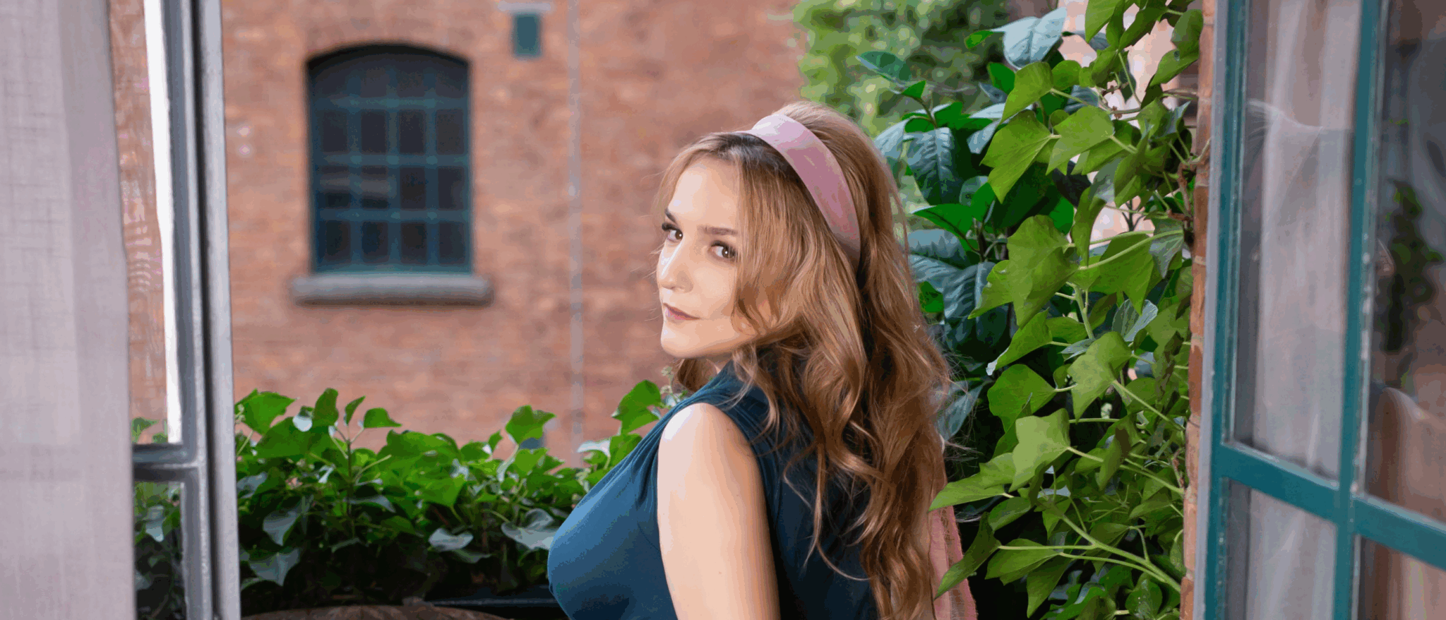 Sasha Joy delivers love’s transformative moments with new masterpiece, “To Stay” – EARMILK