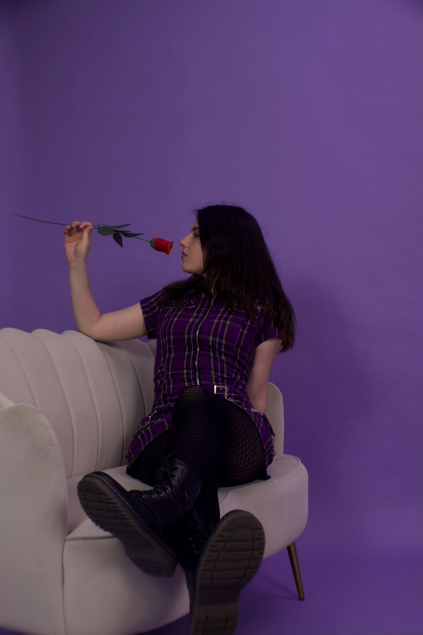 Irina Imme returns with a gripping new release, “Rather Die” – EARMILK