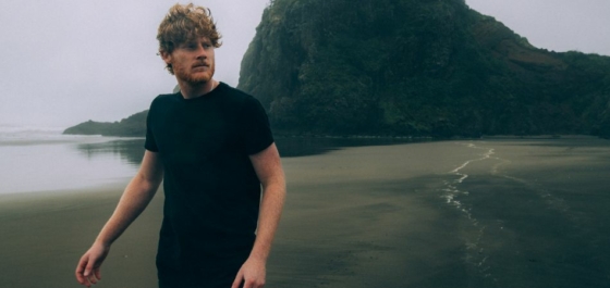 Matt Hansen shines on “COMPASS,” a tender ode to steadfast love – EARMILK