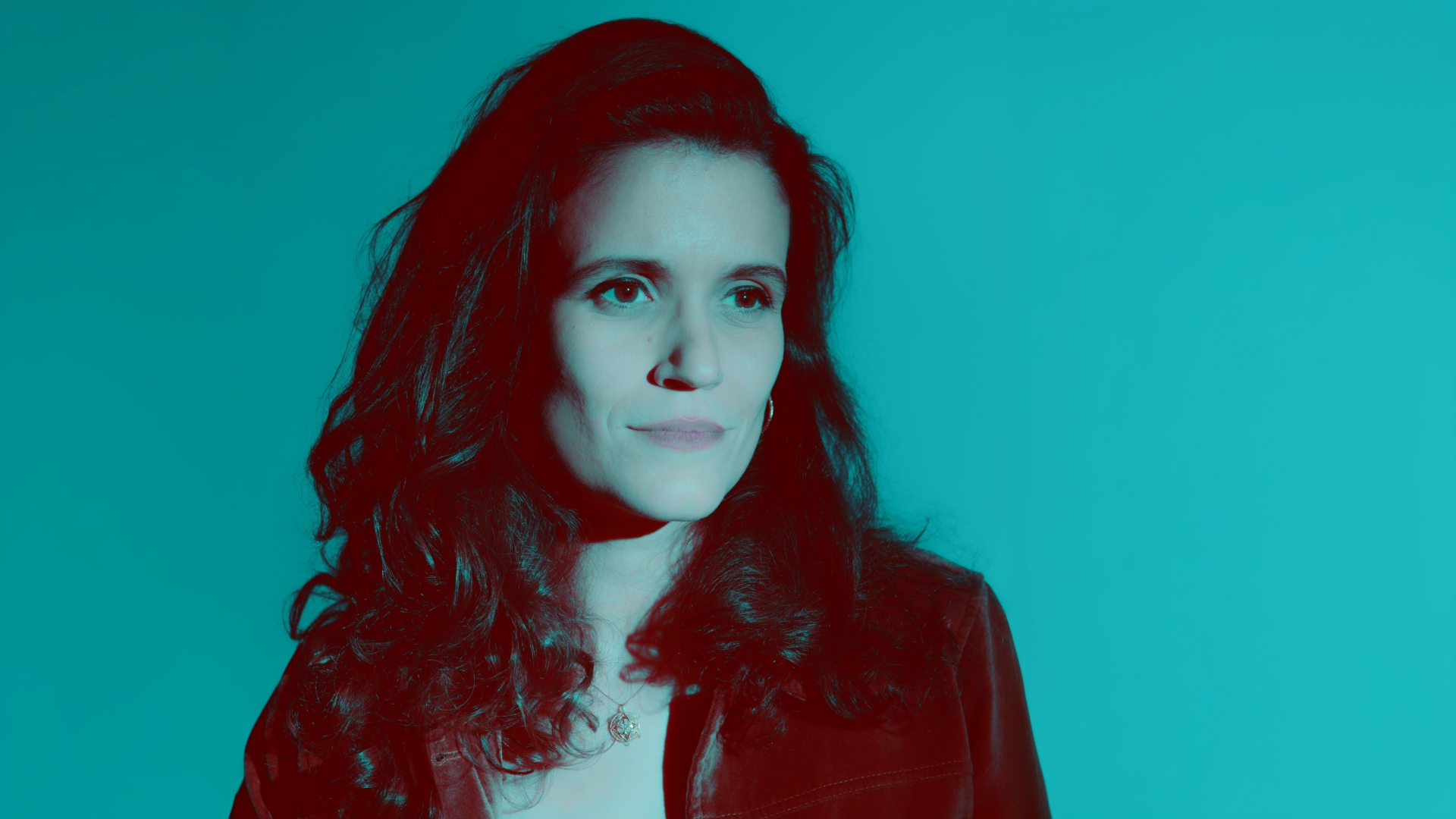 Amélie Giardini delivers an assured debut with “Sombre Maze” – EARMILK