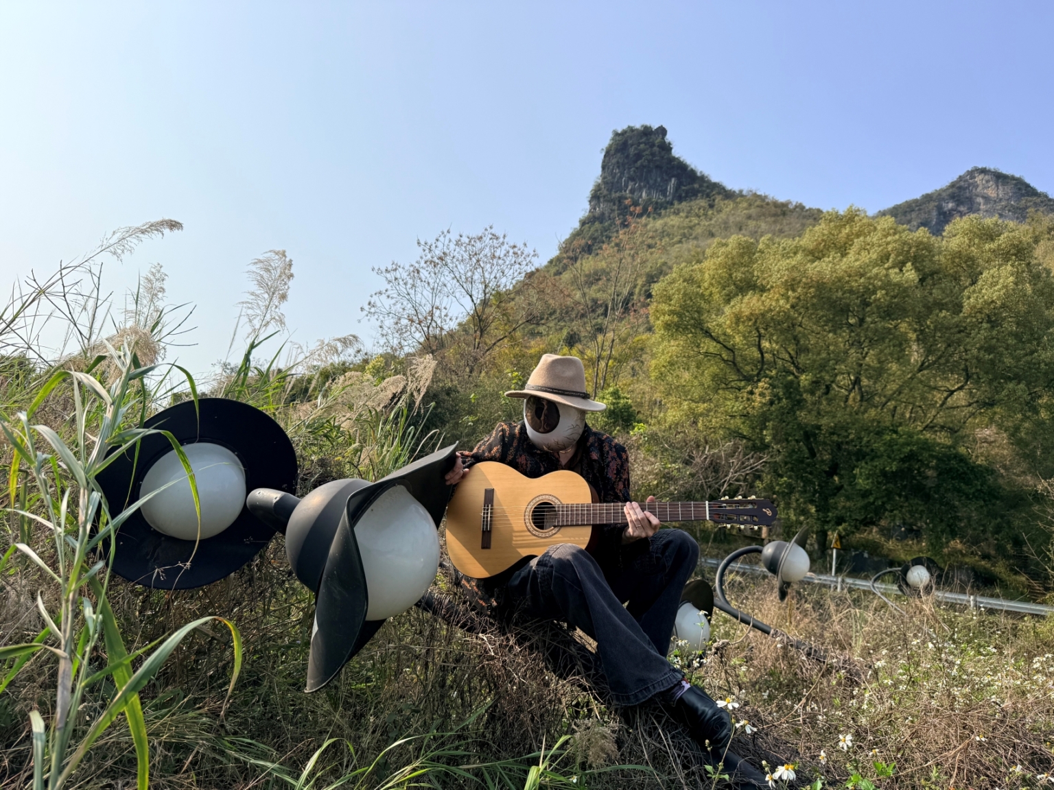 beabadoobee “sets” return with new single, announces fourth album – EARMILK
